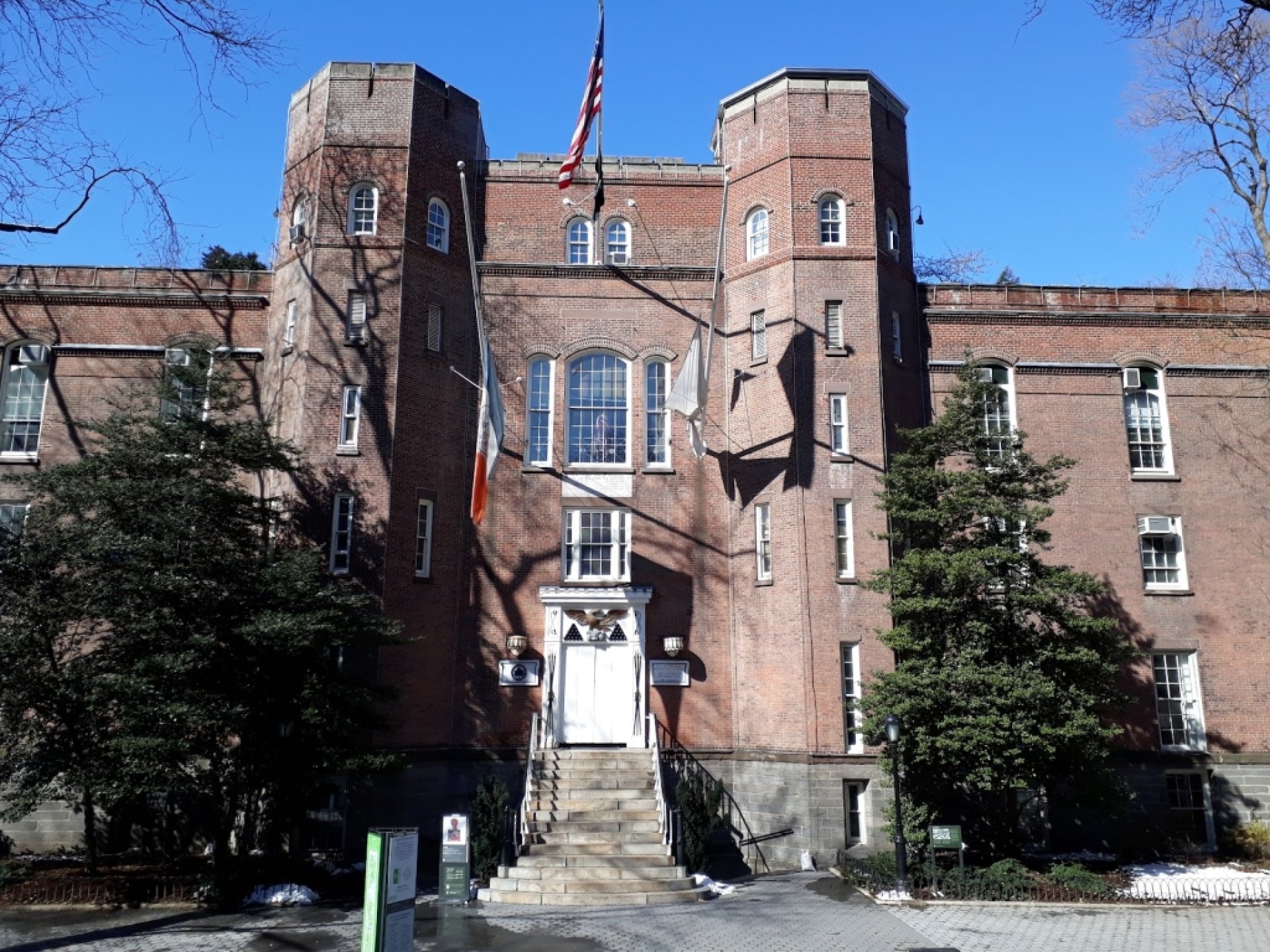 Central Park Zoo, New York, NY: Information, Tickets and Reviews