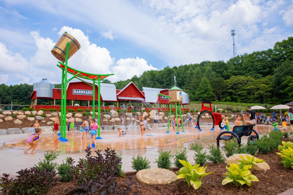 Lewis Adventure Farm & Zoo, New Era, MI: Information, Tickets and Reviews