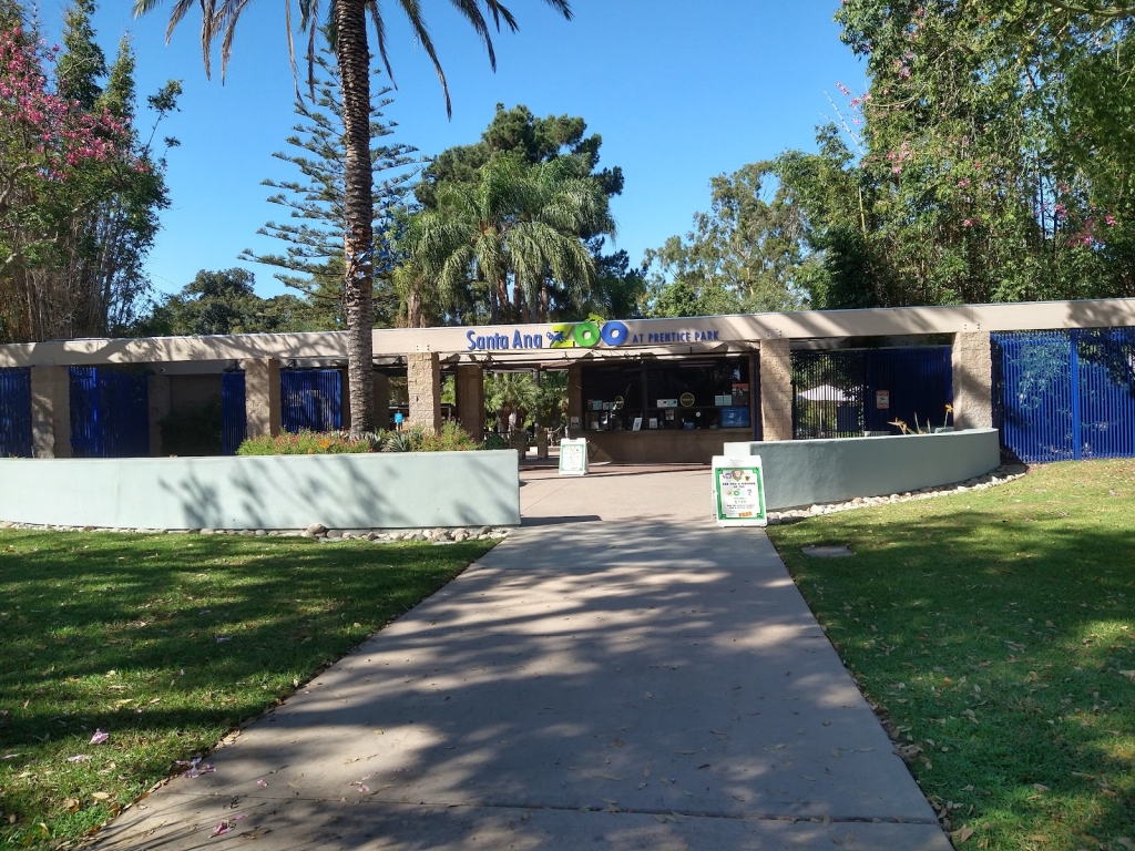 Santa Ana Zoo: Information, Tickets and Reviews