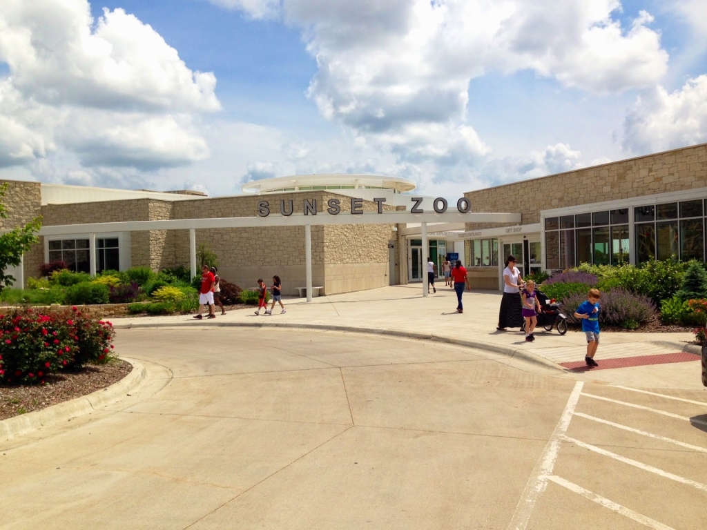 Sunset Zoo, Manhattan, KS: Information, Tickets and Reviews